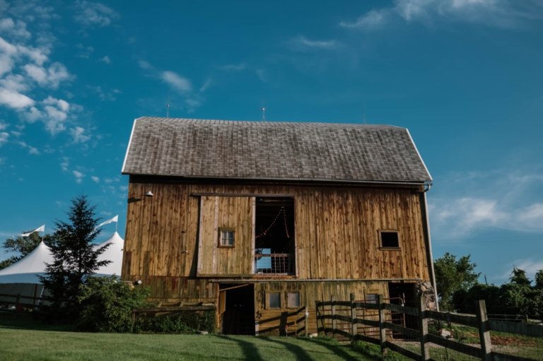 Misty Farm Summer Wedding | Frutig Farms - Dayna Mae Photography | Ann ...