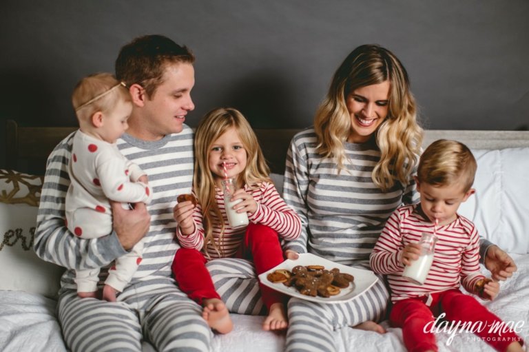 Christmas Pajama Mini Sessions | Ann Arbor Michigan Portrait ...